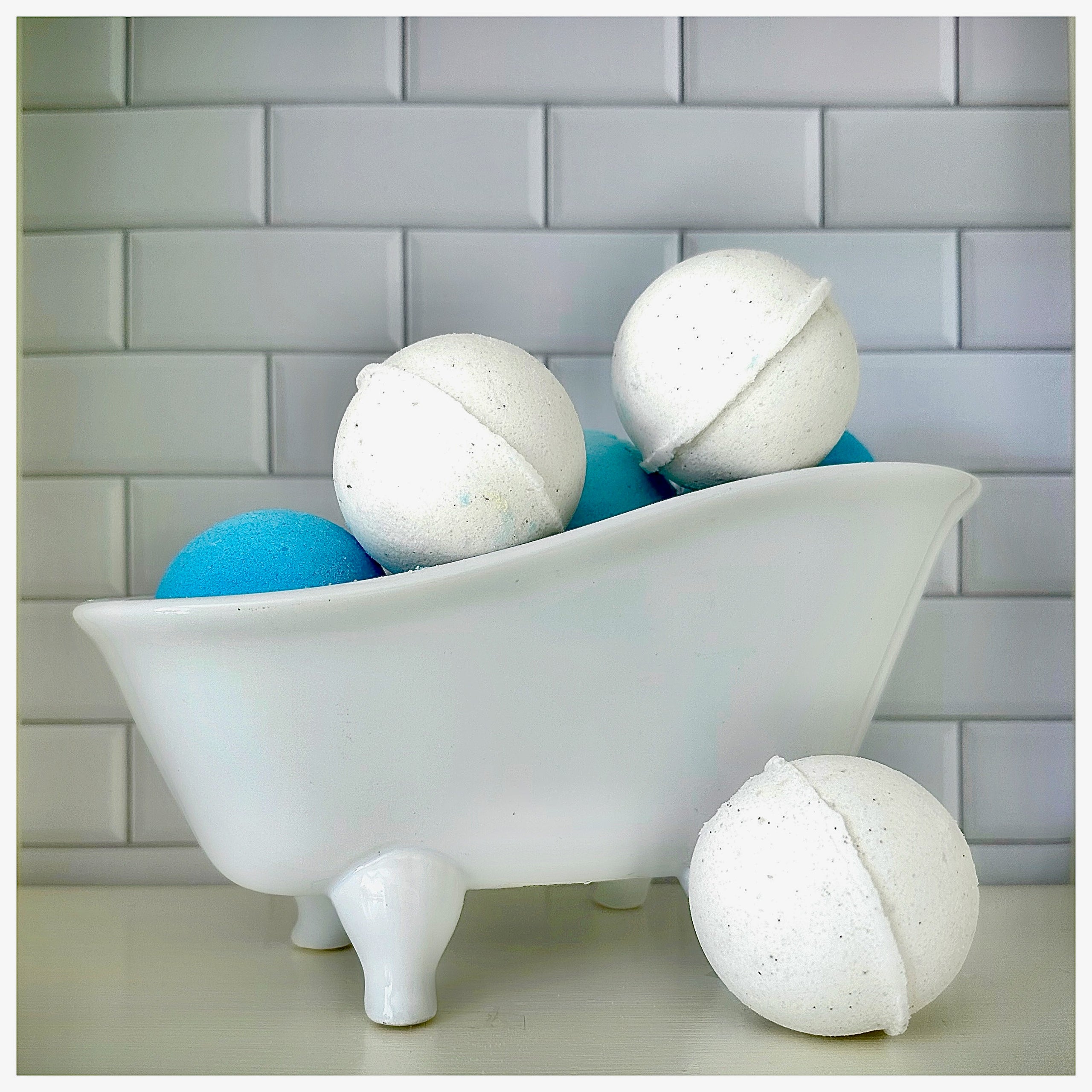 Vanilla Bean Queen Bath Bomb | Pocono Soap
